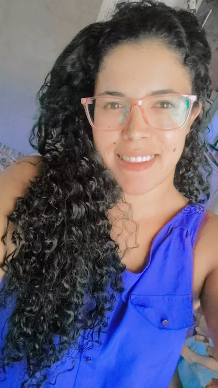 Kariane Monteiro oficial`s Live on Kwai