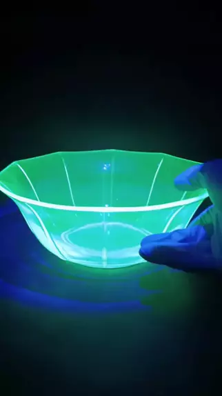 Os Vidros RADIOATIVOS de URÂNIO: Um Descobrimento ...| Kwai