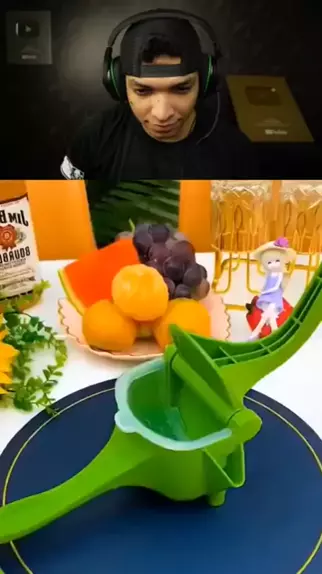 REACT _vector_ - Super juicer