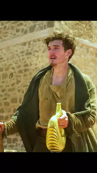 chris harrell on the resident & who is chris harre ...| Kwai