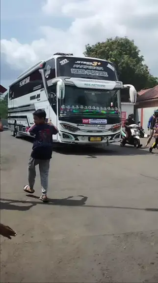 wallpaper bus basuri kids panda | Discover