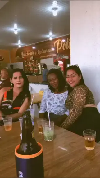 laura henn | Discover