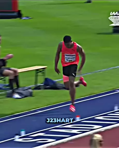 Esse recorde de 800m é cinza # trackandfield # track # worldrecord ...