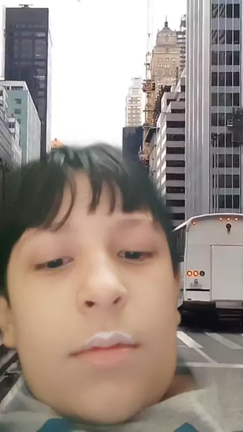 Arthur LOREnzo (@BABFT) on Kwai